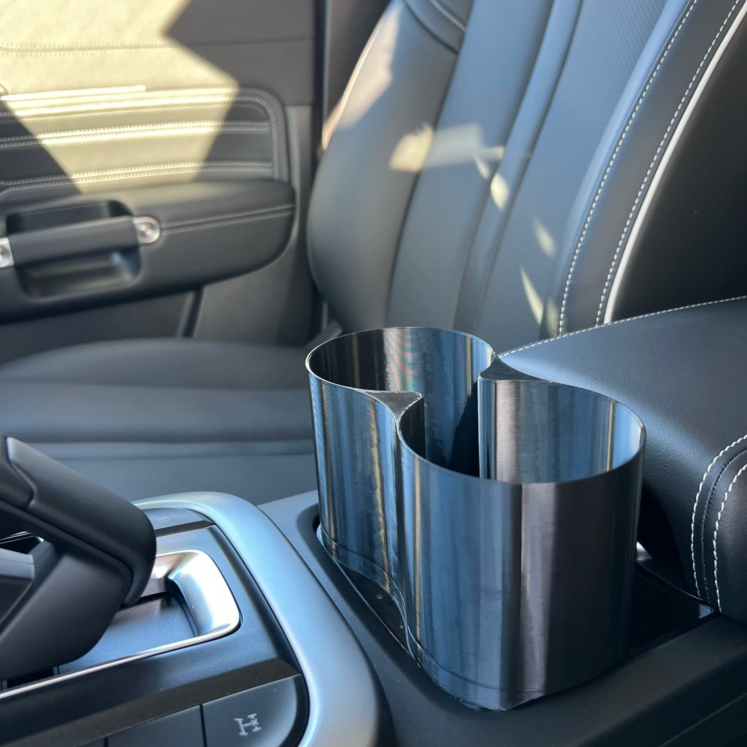 Tank 300 Deluxe Cup Holder Fix 83mm | SimuVerse.AU